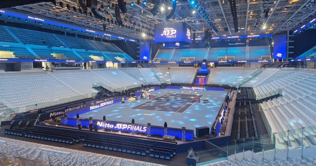 All'interno della Inalpi Arena: la capienza raggiunge le 13 mila unità ...